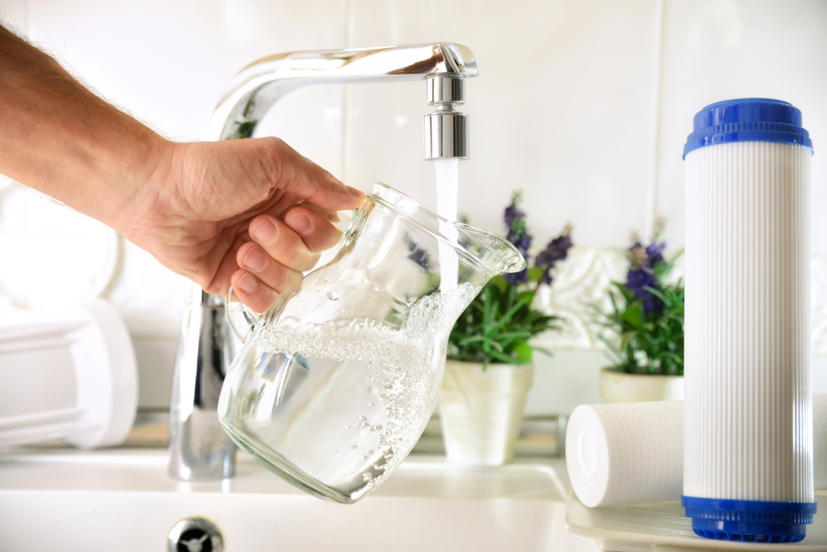 What Does a Water Filter Do?